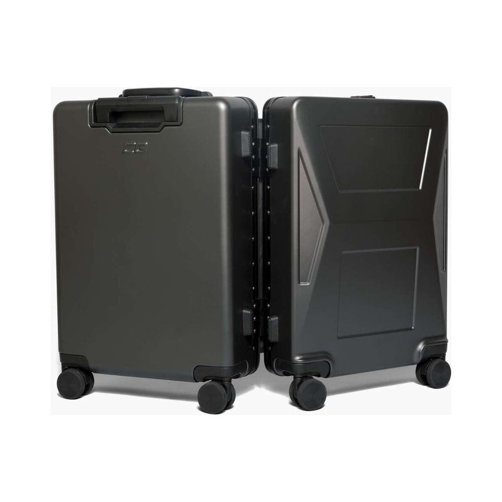 CYBERLUGGAGE, CYBERBACKPACK 2.0 and CYBERPOWERBANK TRAVEL BUNDLE